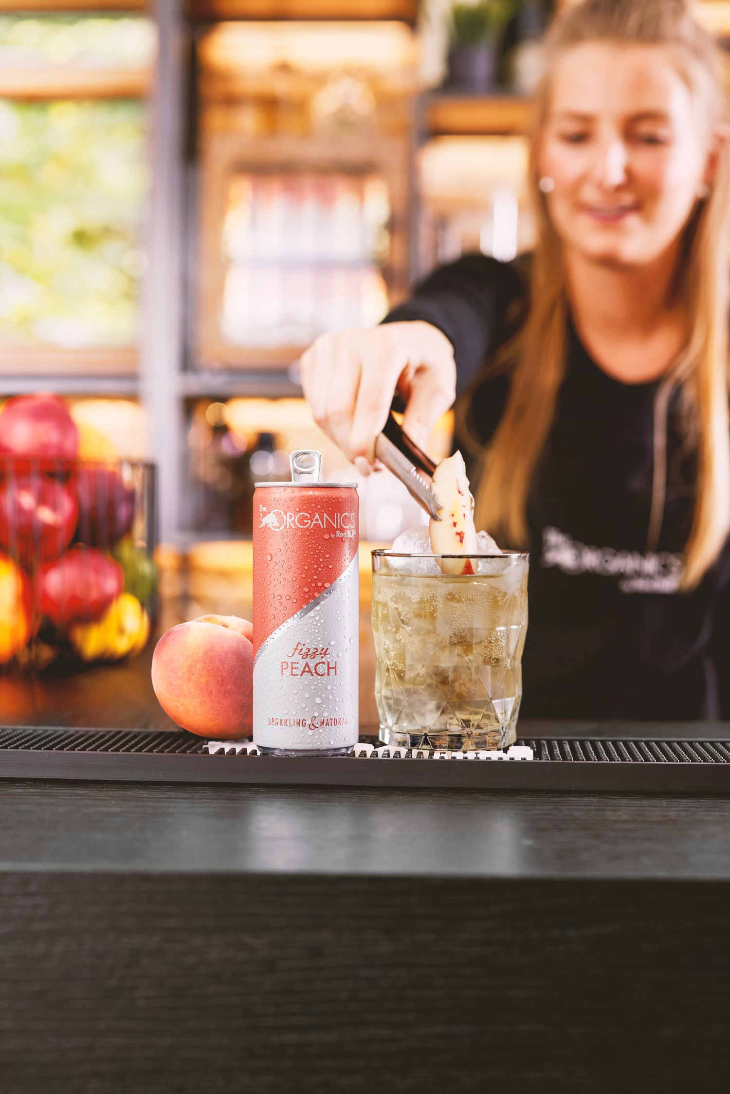 Mocktail-Rezept Fizzy Fusion – ORGANICS Fizzy Peach by Red Bull | The ...