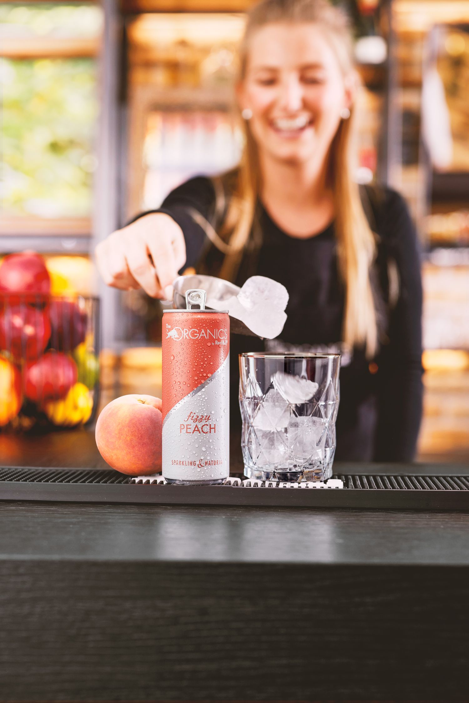Mocktail-Rezept Fizzy Fusion – ORGANICS Fizzy Peach by Red Bull | The ...