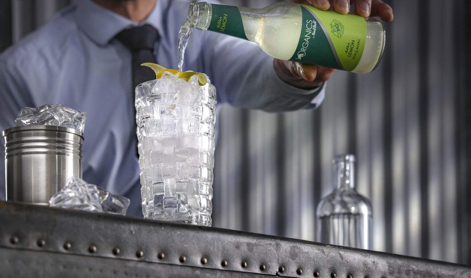 Vodka Bitter Lemon Cocktail | The ORGANICS by Red Bull®